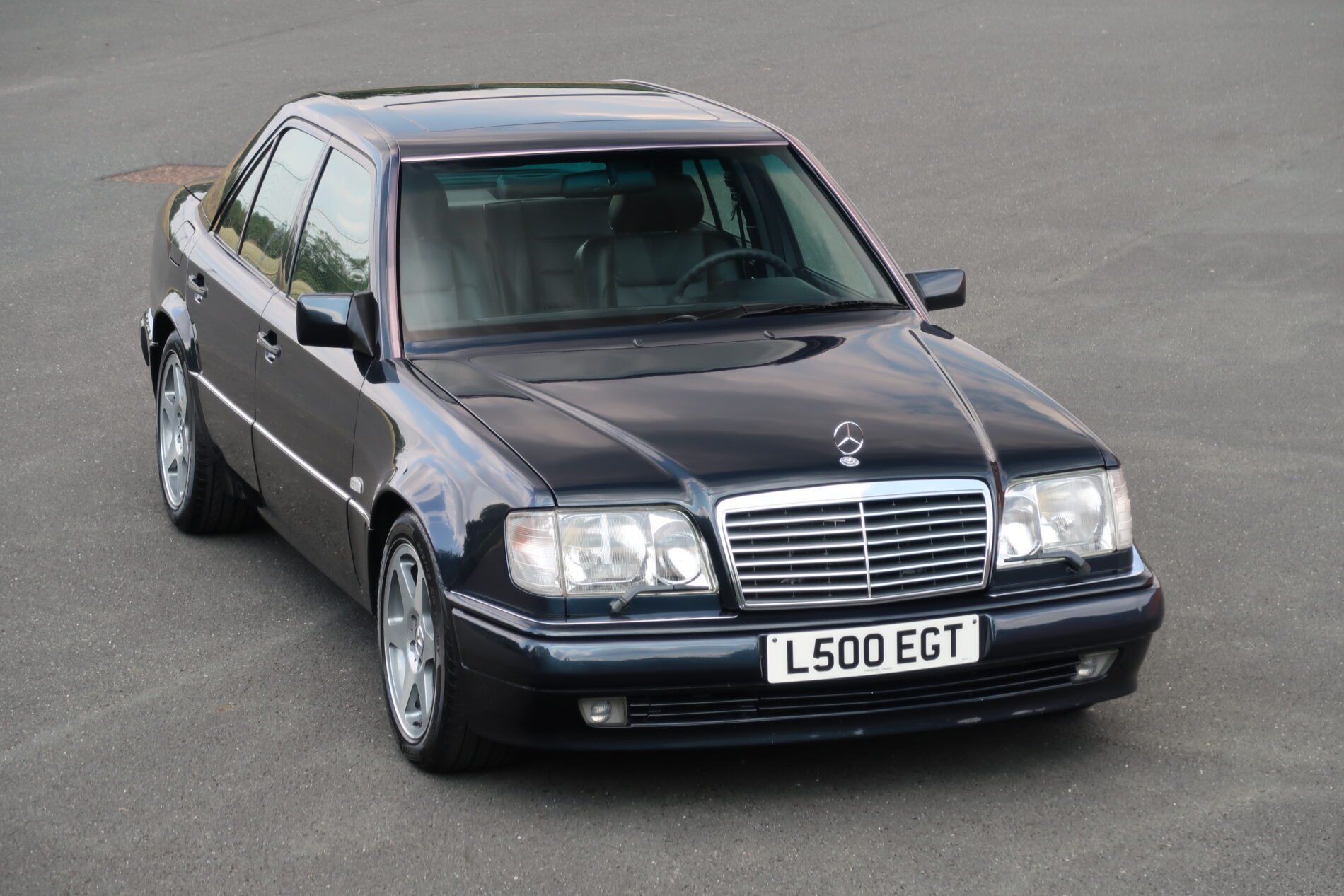 Mercedes E500 Limited - Avantgarde Classics