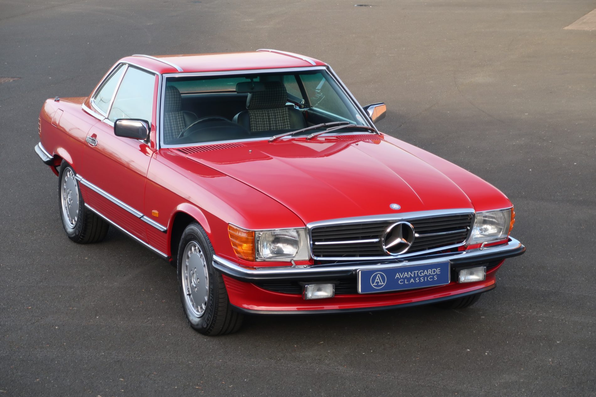 Mercedes 420SL - Avantgarde Classics